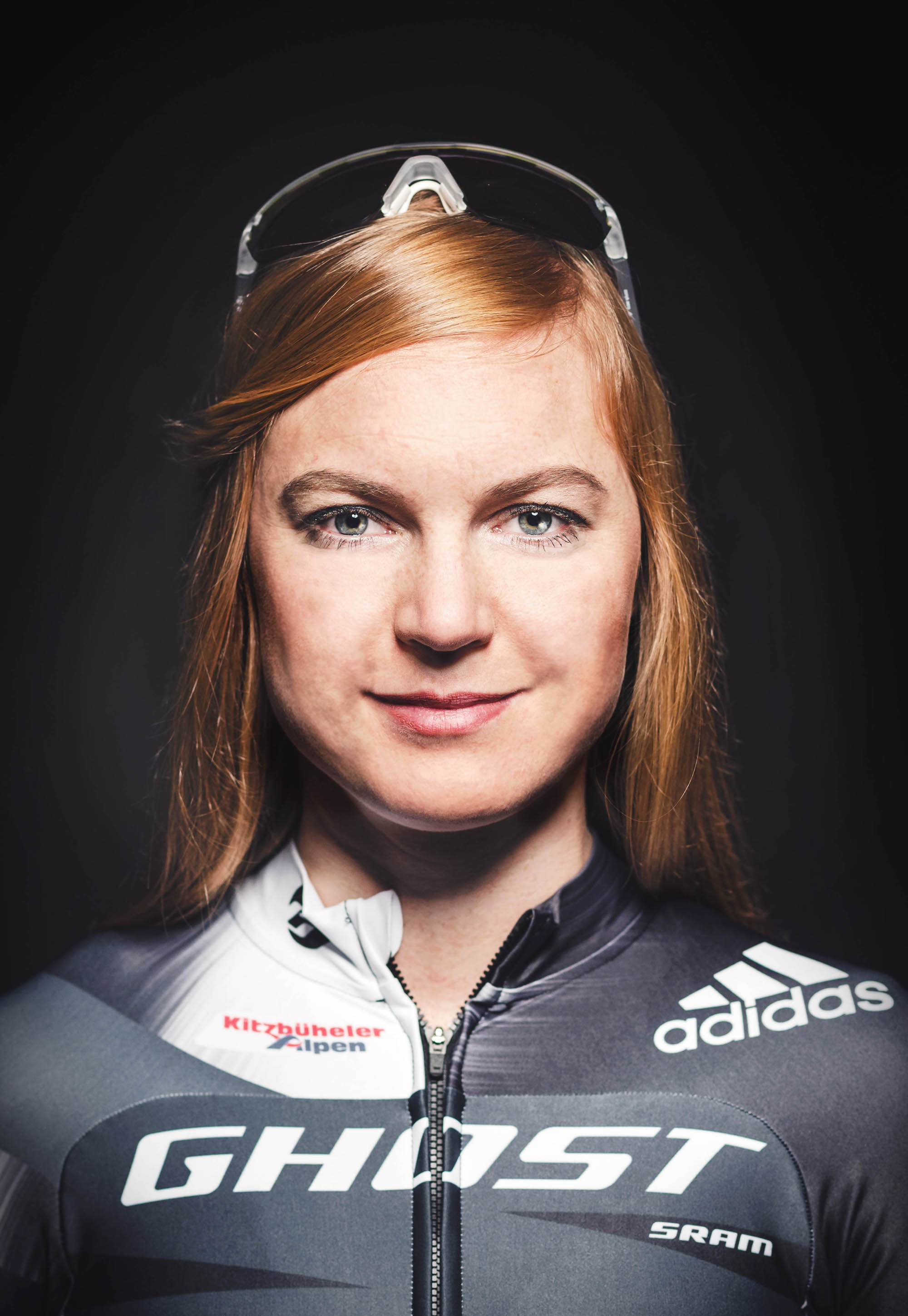 ÖSTERREICHERIN LISA PASTEINER UNTERSCHREIBT BEI GHOST FACTORY RACING ...